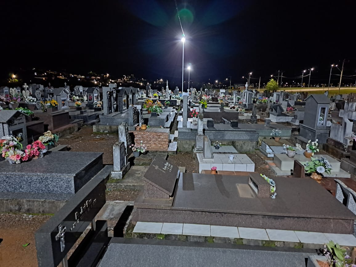 Cemitério Católico de Arroio do Tigre recebe novo sistema de iluminação