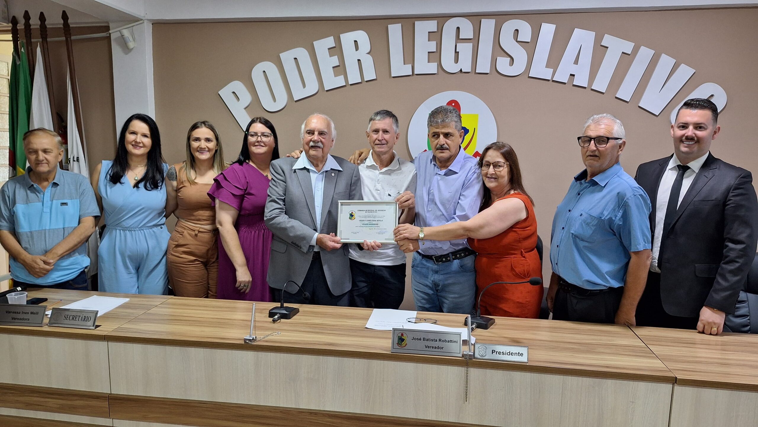 Valecy Cabeleira Bitelo recebe título de Cidadão Segredense